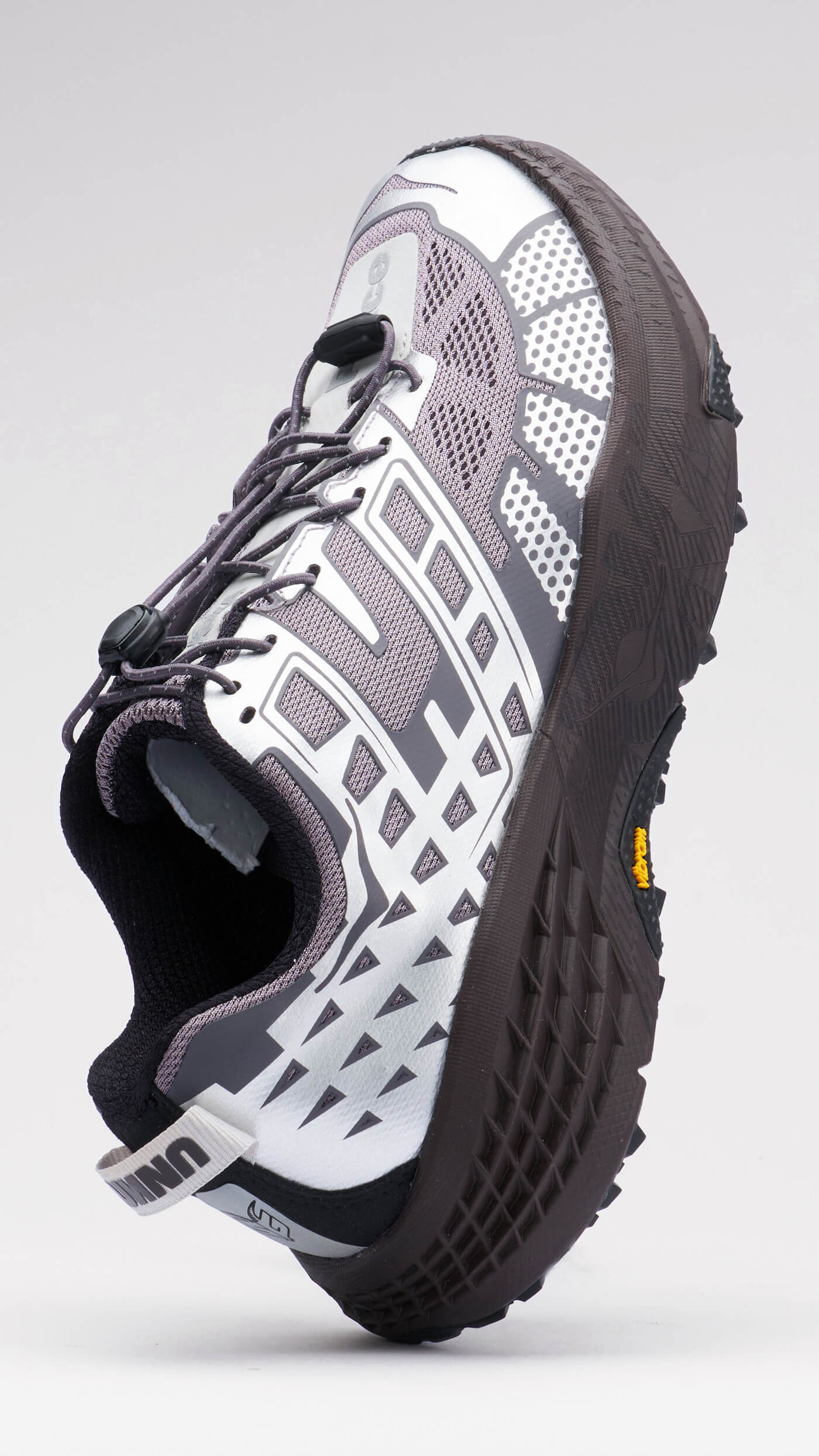 HOKA x UNNA Speedgoat 2 - "Step by step, towards flight"